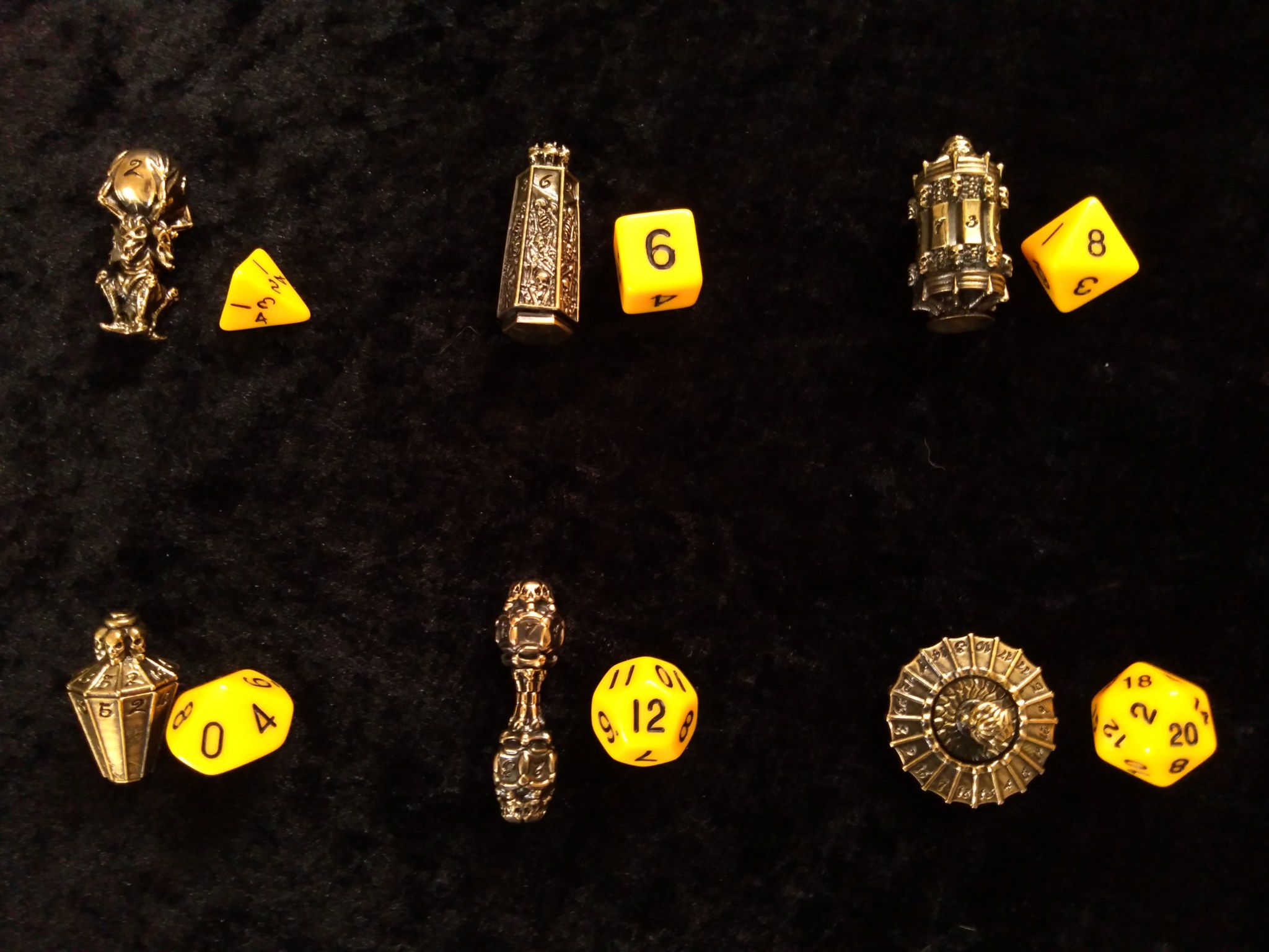 Necromancer Dice: a review – Līber Lūdōrum